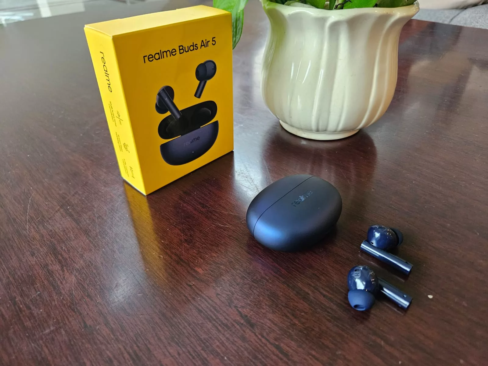 Review realme Buds Air 5: TWS Terjangkau yang Dilengkapi ANC 50dB ...