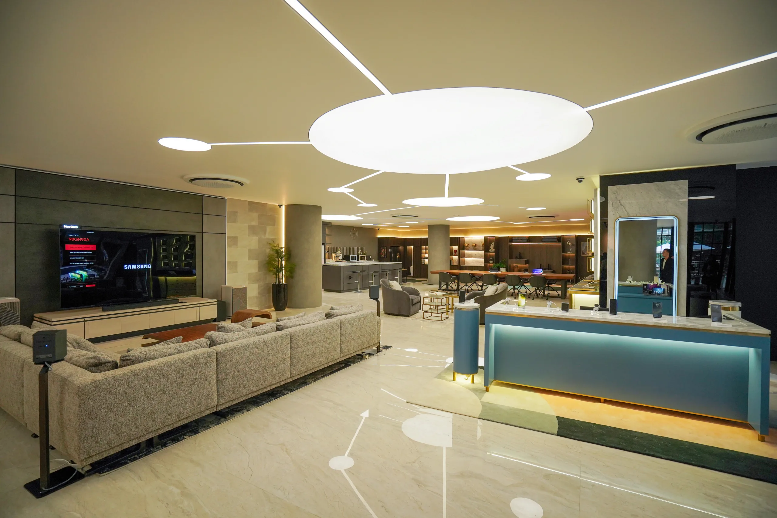 Serba AI Serba Pintar, Samsung Hadirkan Samsung Experience Lounge ...