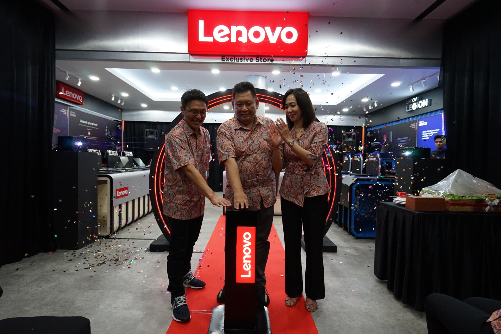 Lenovo Indonesia Perluas Akses AI PC Lewat Pembukaan Lenovo Exclusive ...